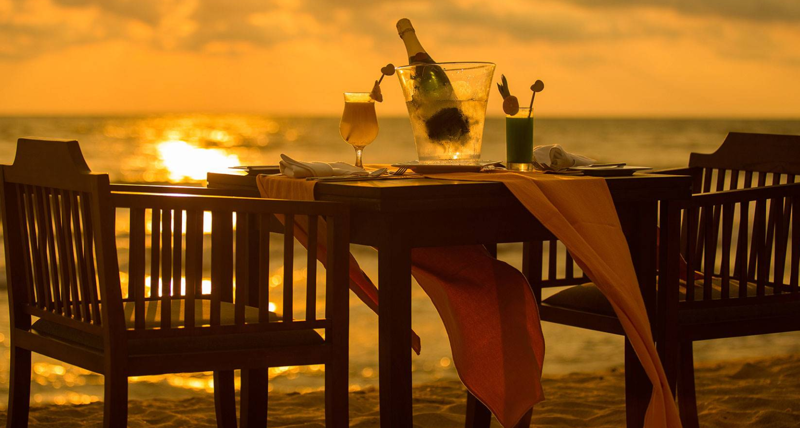 Destination Dining - Transitours